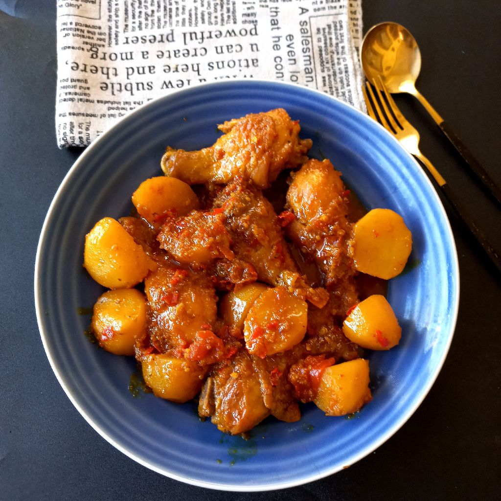 Resep Ayam Masak Kentang Sederhana Rumahan di Yummy App