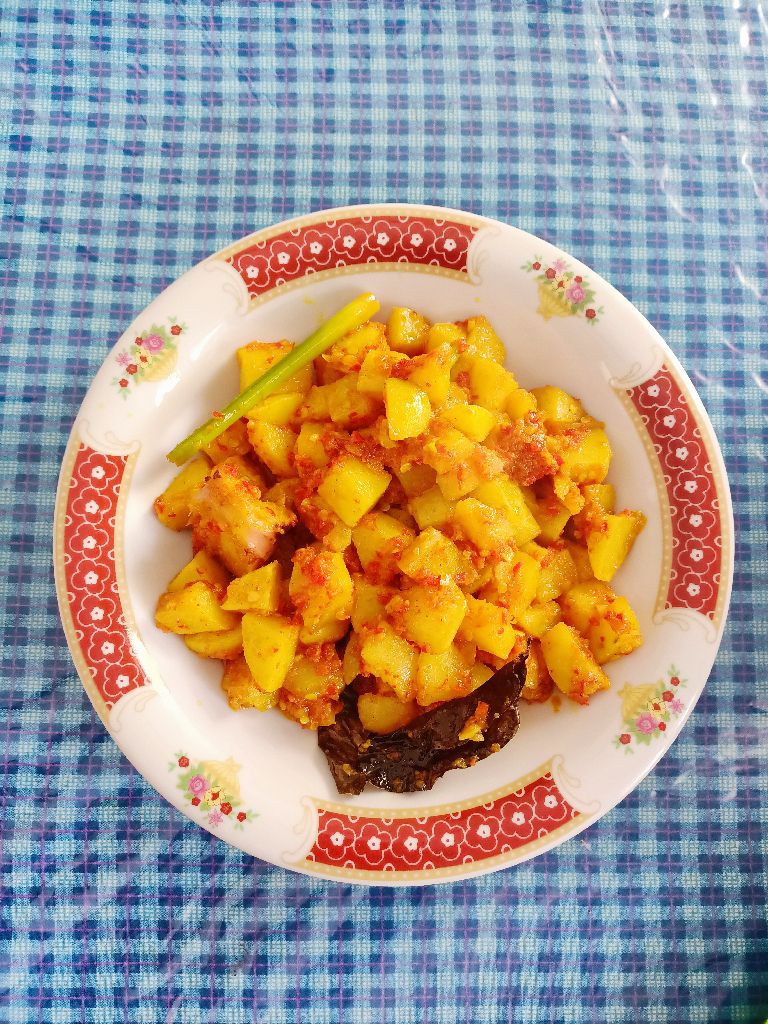 Resep Kentang Balado Sederhana Rumahan di Yummy App