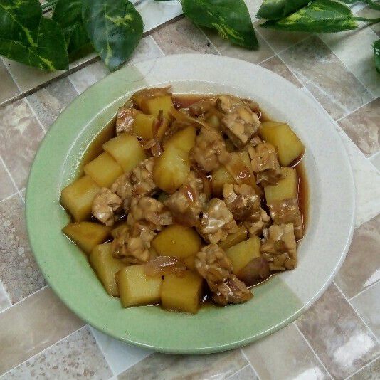 Resep Semur Tempe Kentang Sederhana Rumahan di Yummy App