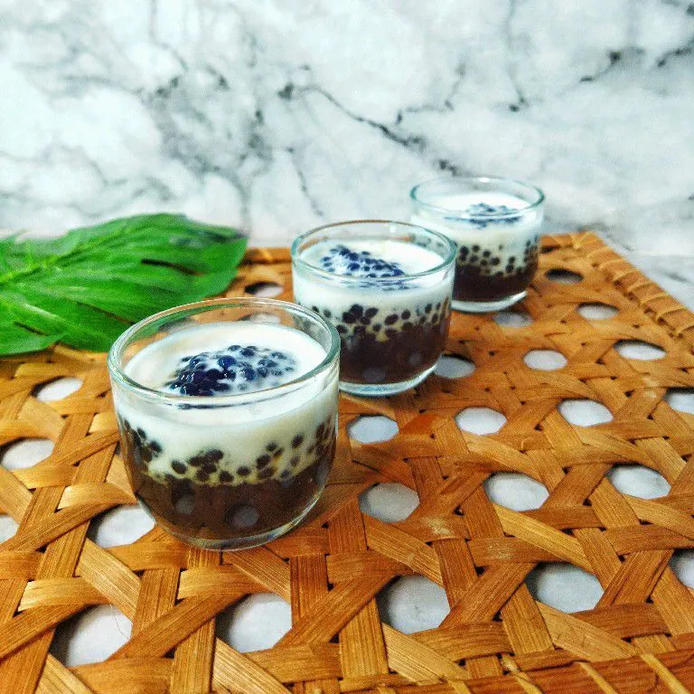 Resep Sagu gula melaka bunga telang Sederhana Rumahan di Yummy App