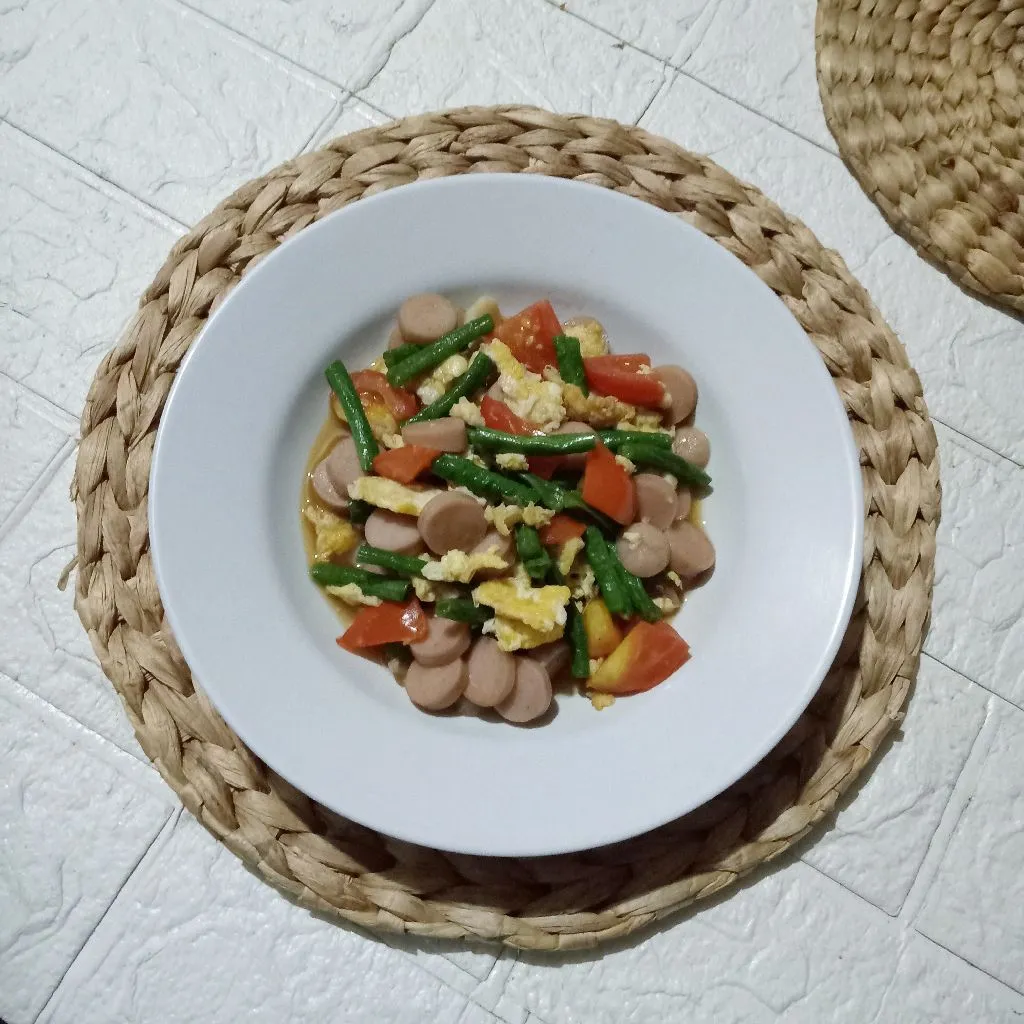 Resep Oseng Telur Sosis Kacang Panjang Sederhana Rumahan di Yummy App