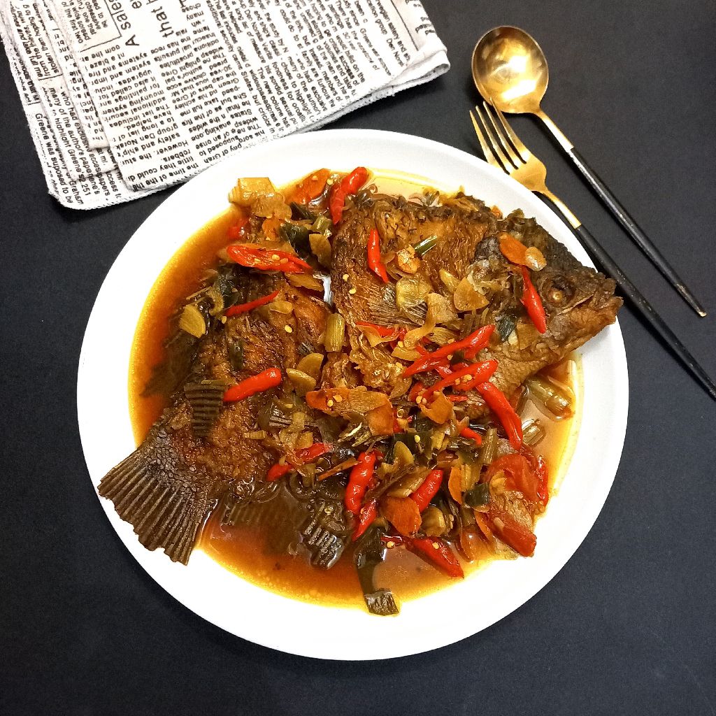 Resep Ikan Gurame Bumbu Pindang Sederhana Rumahan di Yummy App