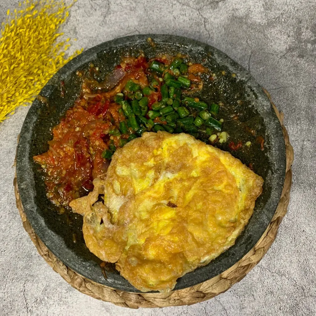 Resep Sambel Pencok Kacang Dan Telur Sederhana Rumahan Di Yummy App