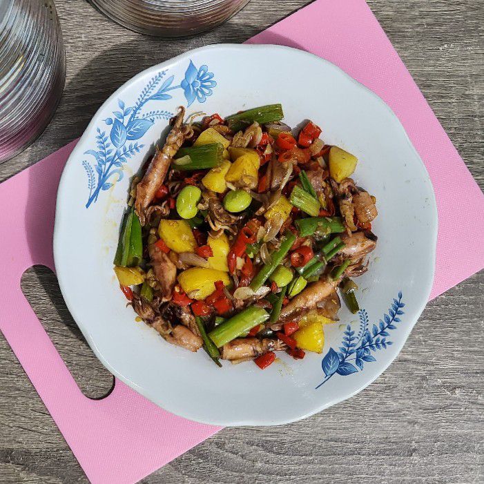 Resep Sambal Cumi Asin Bunga Bawang Sederhana Rumahan dari Sri Dahliani