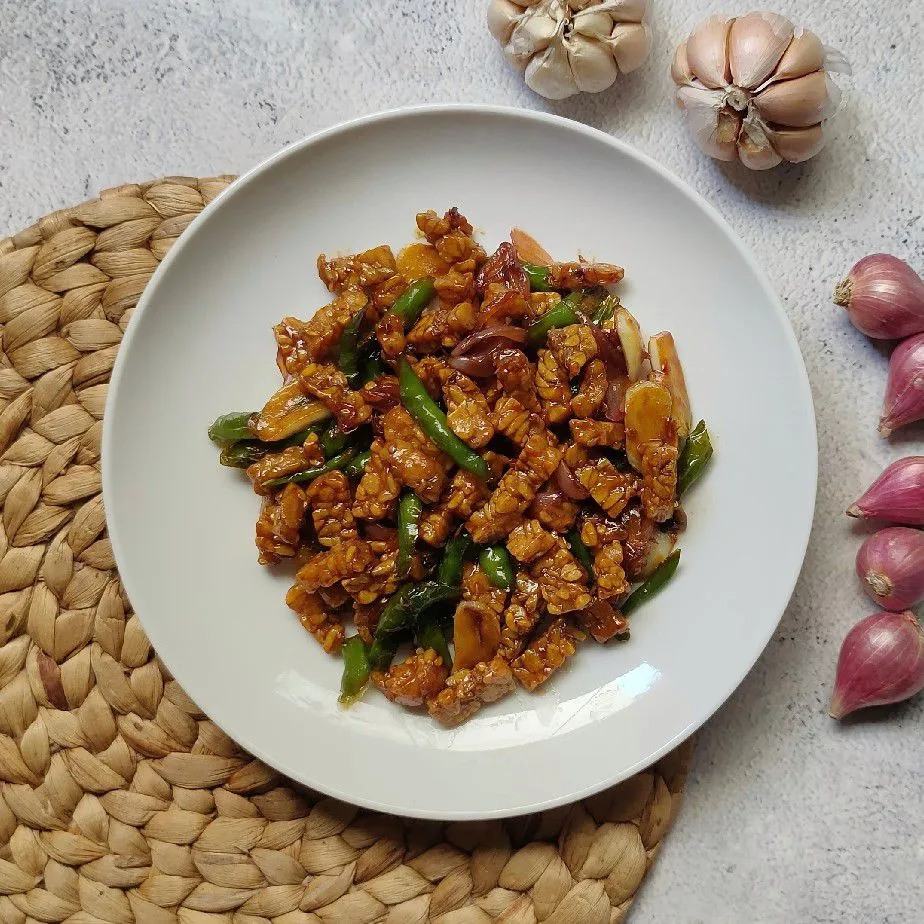 Resep Tempe Orek Cabe Ijo Sederhana Rumahan di Yummy App Resep Tempe Orek Cabe Ijo Sederhana Rumahan di Yummy App