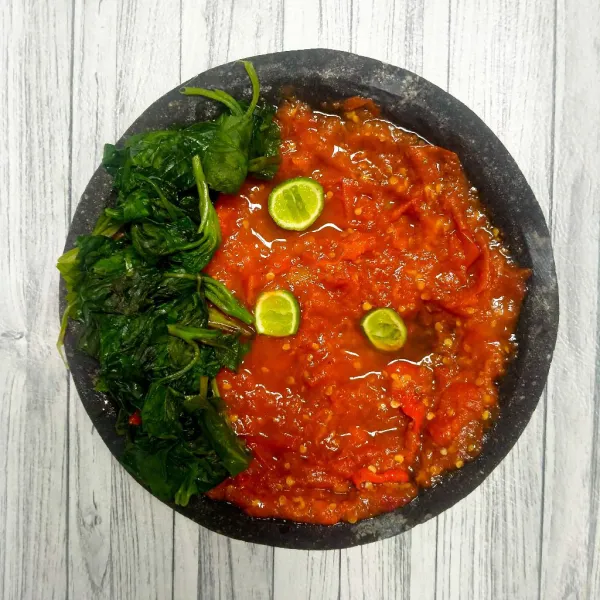 Resep Daun Sintrong Sambal Limau Sederhana Rumahan di Yummy App