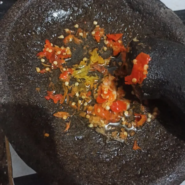 Resep Jigor Ulek Sambal Bawang Sederhana Rumahan di Yummy App