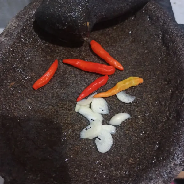 Resep Jigor Ulek Sambal Bawang Sederhana Rumahan di Yummy App