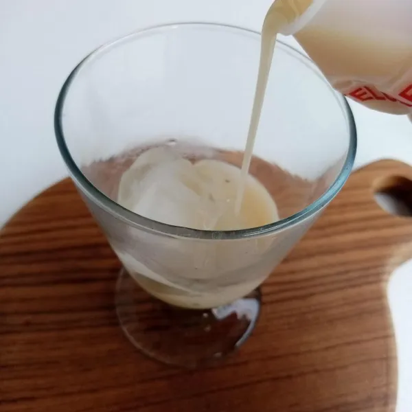 Resep Es Susu Probiotik Sederhana Rumahan Di Yummy App