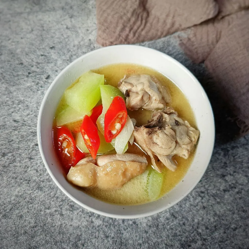 Resep Lodeh Ayam Labu Siam Sederhana Rumahan di Yummy App