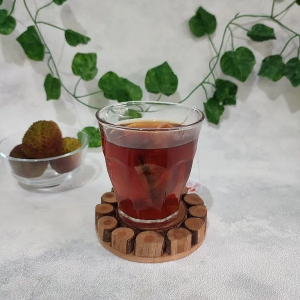 Resep Es Teh Leci Sirup Vanila Sederhana Rumahan Di Yummy App