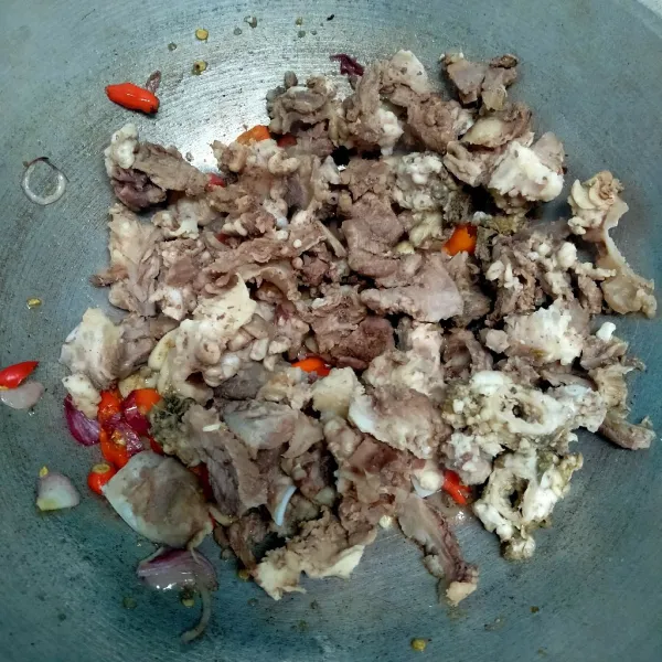 Resep Asem Asem Lemak Sapi Pedas Sederhana Rumahan di Yummy App