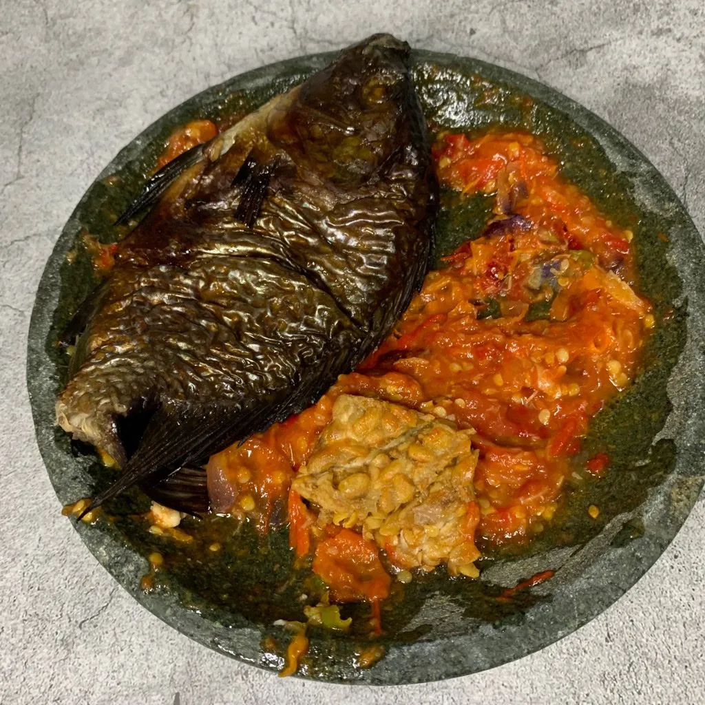 Resep Mujaer Asap Tempe Sambel Tomat Sederhana Rumahan di Yummy App