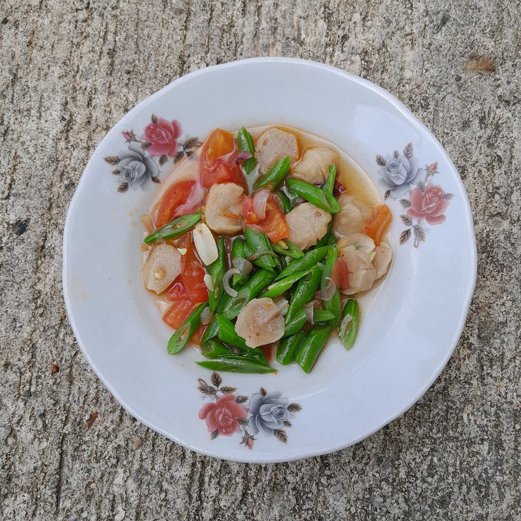 Resep Oseng Bakso Buncis Tomat Sederhana Rumahan di Yummy App