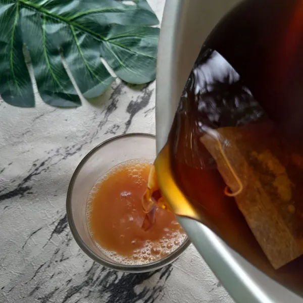 Resep Teh Susu Kayu Manis Sederhana Rumahan di Yummy App