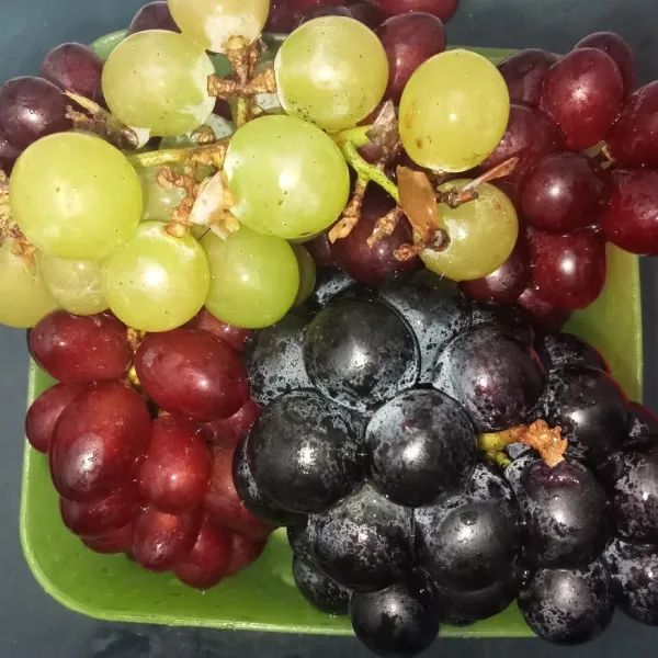Resep Salad Susu Aneka Anggur Sederhana Rumahan di Yummy App