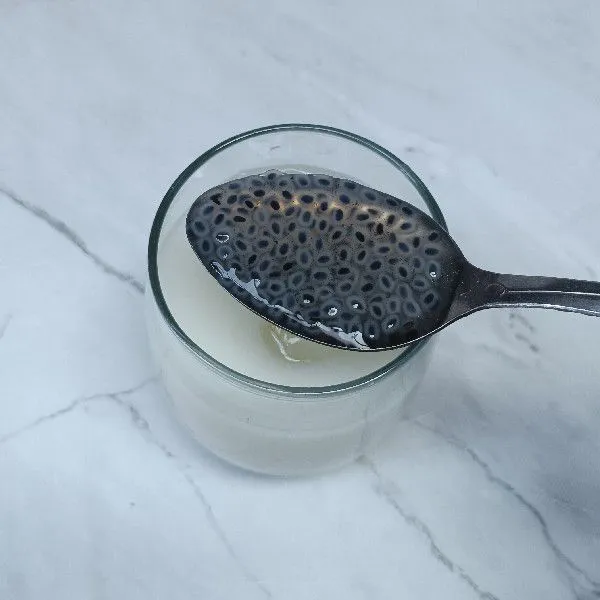 Resep Es Jelly Susu Selasih Sederhana Rumahan Di Yummy App