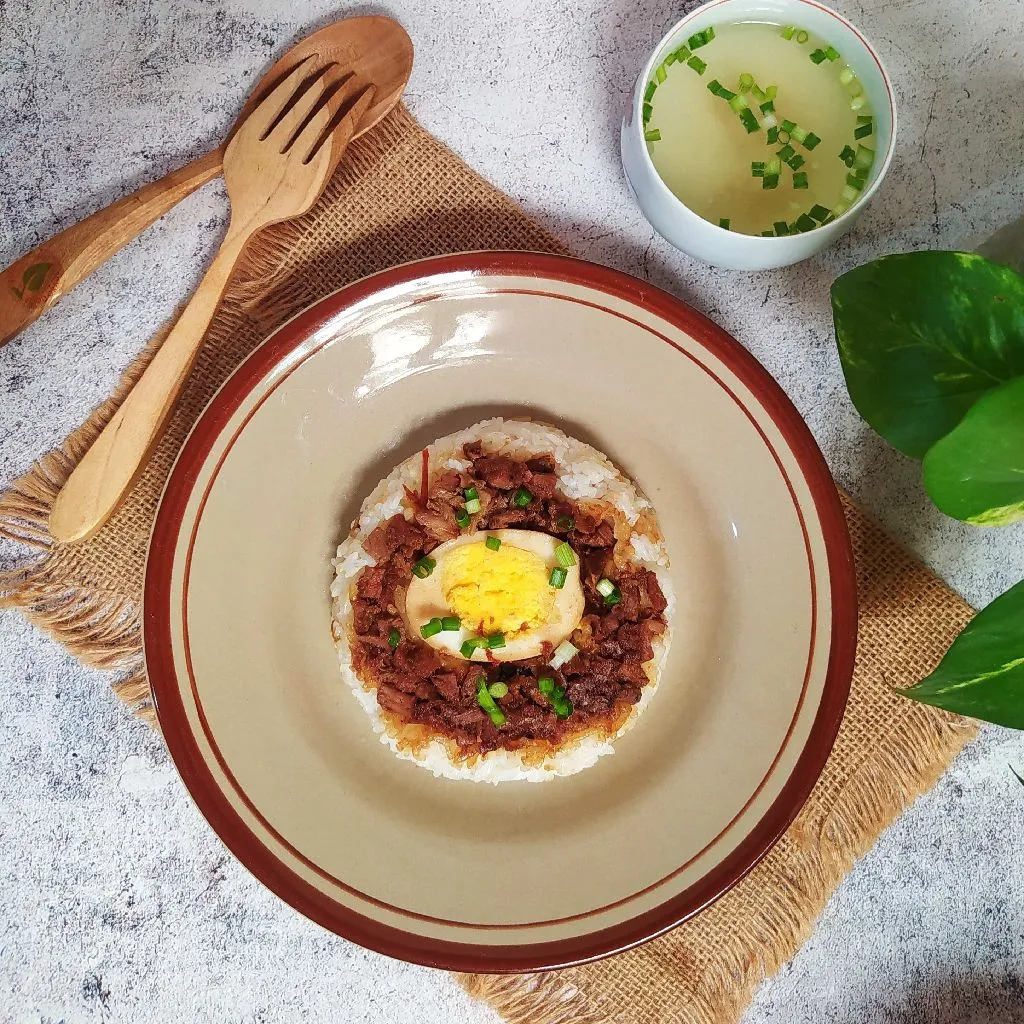 Resep Nasi Tim Semur Daging Leftover Sederhana Rumahan di Yummy App