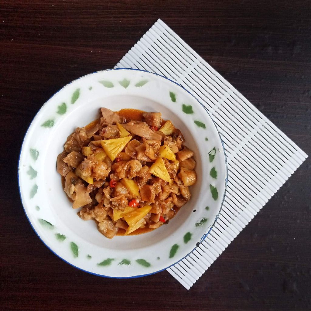 Resep Daging Berlemak Masak Nanas Pedas Sederhana Rumahan di Yummy App