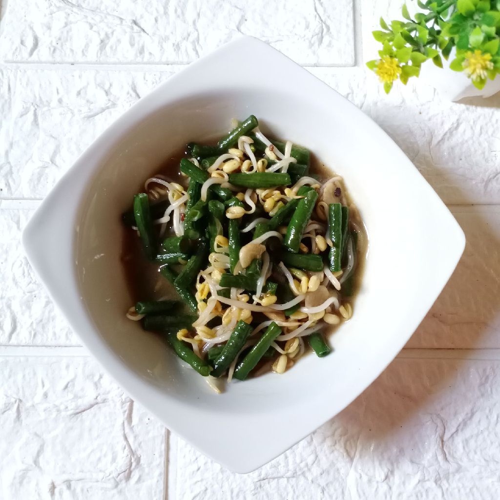 Resep Tauge Kacang Panjang Lada Hitam Sederhana Rumahan di Yummy App