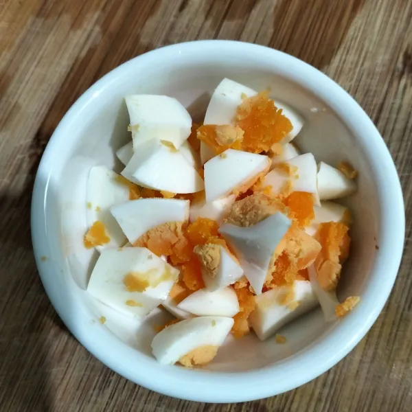 Resep Telur Rebus Sambal Iris Sederhana Rumahan di Yummy App Resep Telur Rebus Sambal Iris Sederhana Rumahan di Yummy App