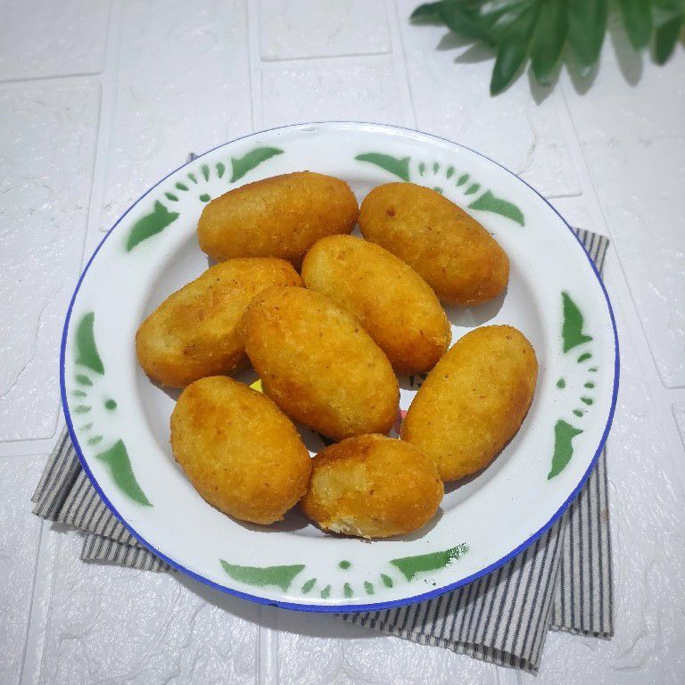 Resep Gorengan Combro Sederhana Rumahan di Yummy App