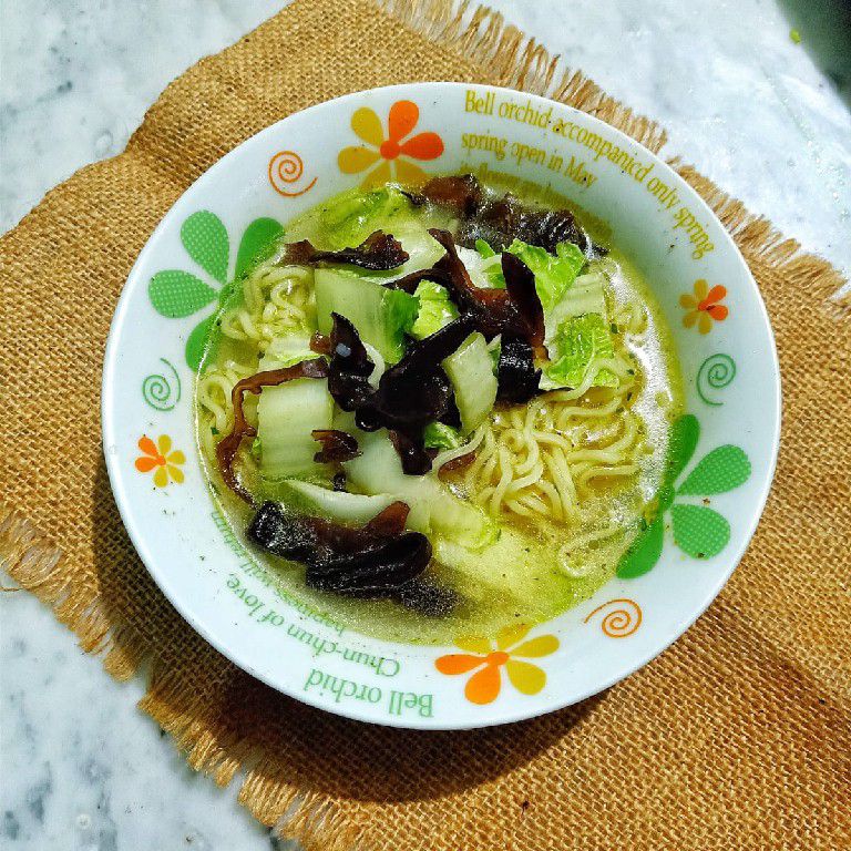 Resep Mie Nyemek Kencur Lember Sawi Putih #KURCEPPEJUANGRESEPNUSANTARA ...