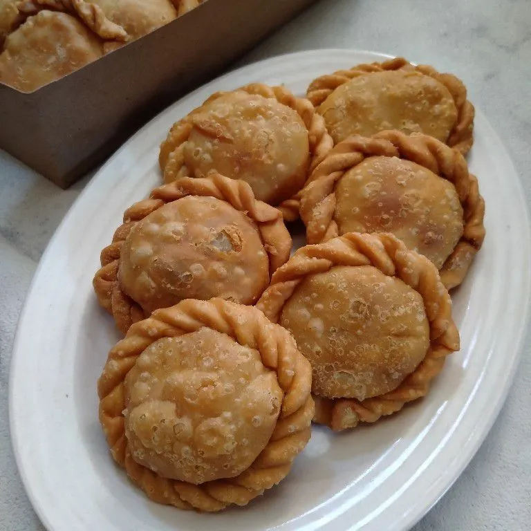 Resep Pastel Isi Sayur Sederhana Rumahan di Yummy App