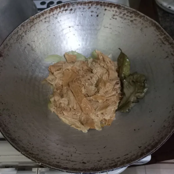 Resep Kerak Tahu Bawang Bombay Sederhana Rumahan Di Yummy App