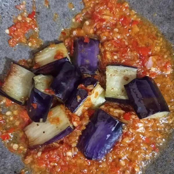 Resep Tumis Pedas Sulur Keladi And Terong Sederhana Rumahan Di Yummy App