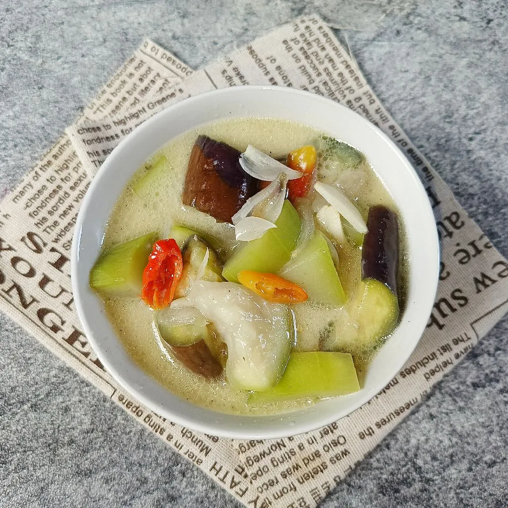 Resep Sayur Santan Labu Air Terong Sederhana Rumahan di Yummy App