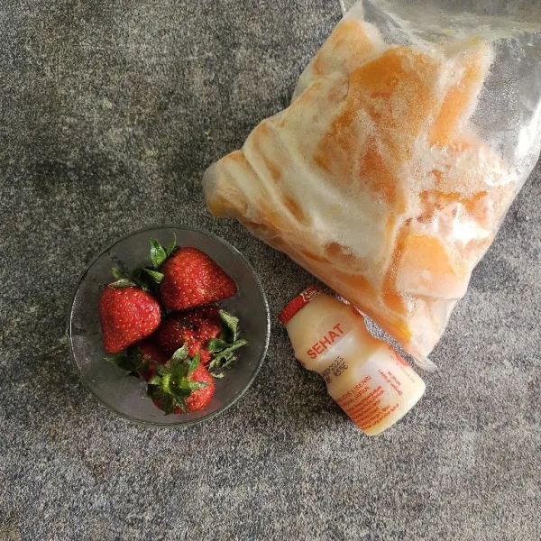 Resep Smoothies Pepaya Strawberry Sederhana Rumahan Di Yummy App