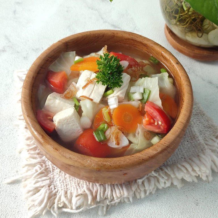 Resep Sup Tahu Rebus Kaldu Daging Sederhana Rumahan di Yummy App