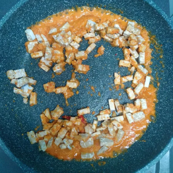 Resep Sayur Pakis Tempe Busuk Santan Pedas Sederhana Rumahan Di Yummy App