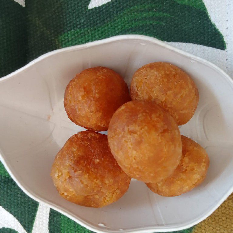 Resep Bola-bola Ubi Madu Sederhana Rumahan di Yummy App