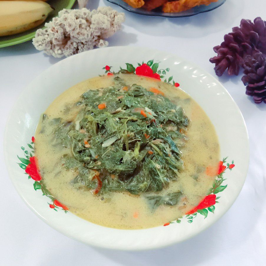 Resep Lodeh Daun Singkong Sederhana Rumahan di Yummy App