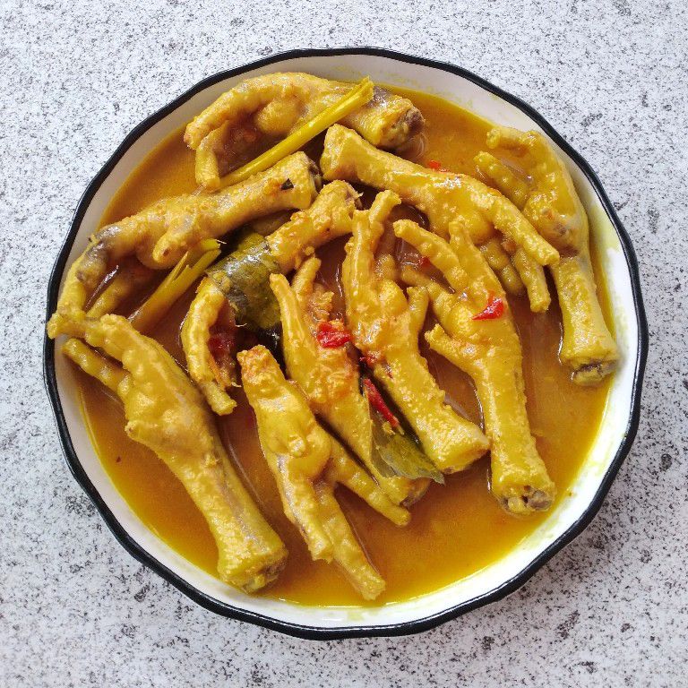 Resep Ceker Bumbu Kuning Sederhana Rumahan di Yummy App