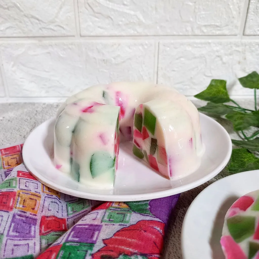Resep Puding Mozaik Sederhana Rumahan di Yummy App Resep Puding Mozaik Sederhana Rumahan di Yummy App