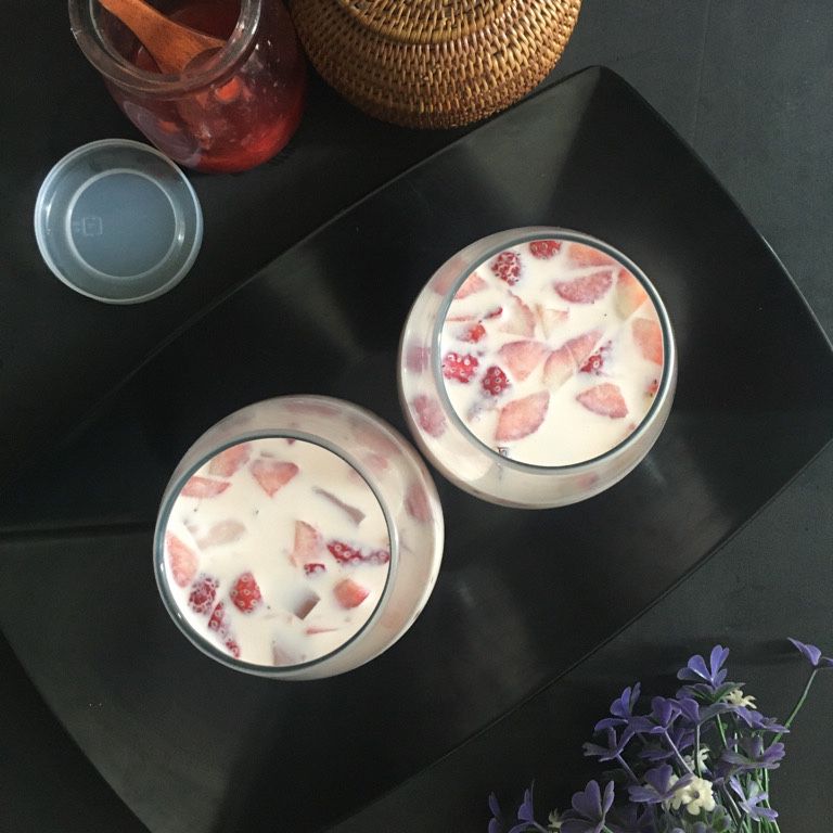 Resep Strawberry Leci Sago Tanpa Santan Sederhana Rumahan di Yummy App