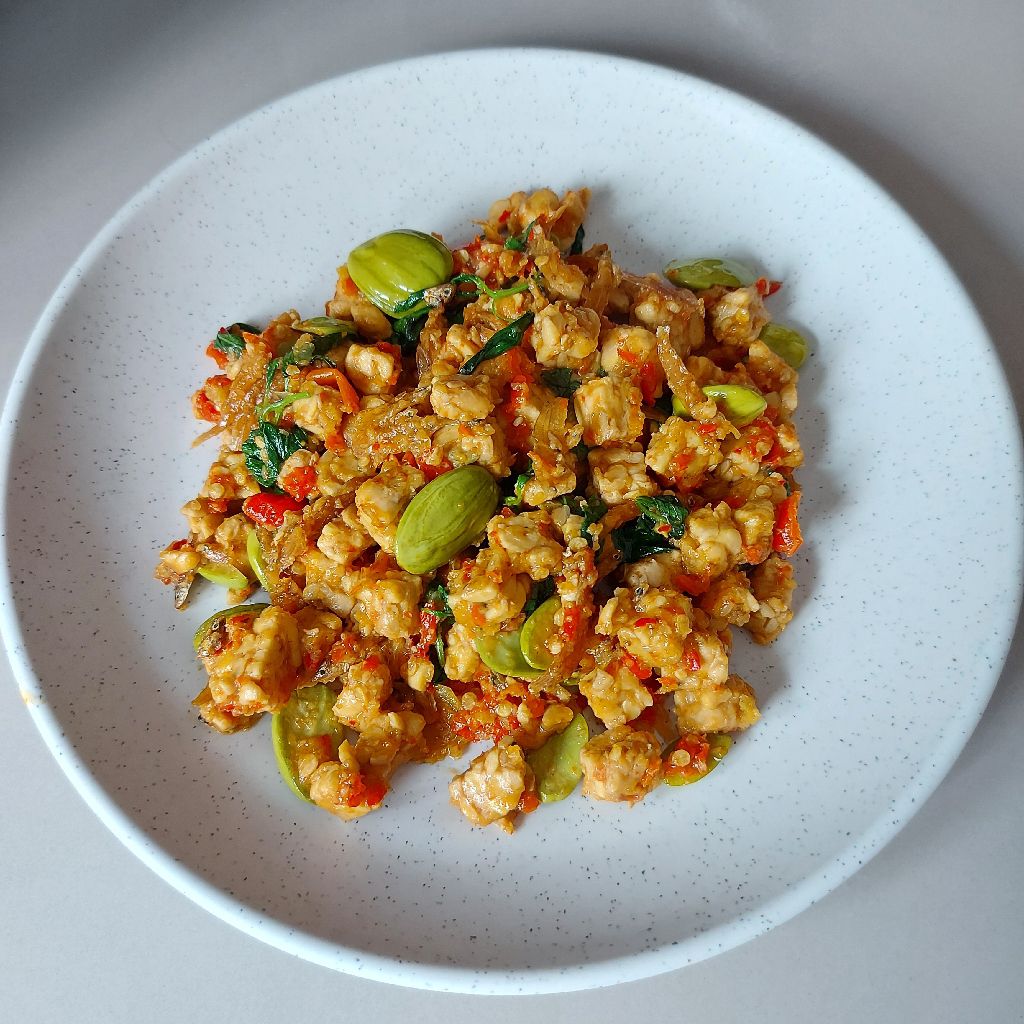 Resep Oseng Tempe Teri Pete Sederhana Rumahan di Yummy App