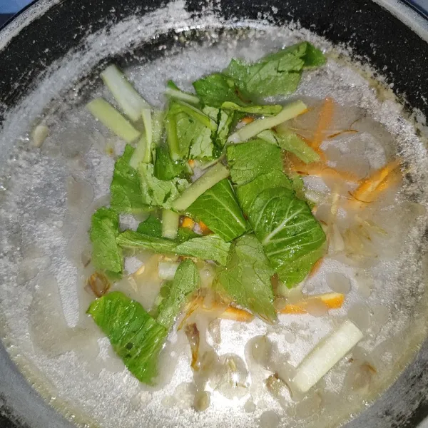 Resep Mie Kuah Sayur Sawi Sederhana Rumahan Di Yummy App