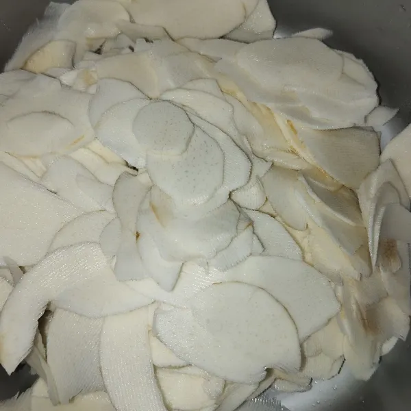 Resep Keripik Keladi Bumbu Kuning Sederhana Rumahan Di Yummy App