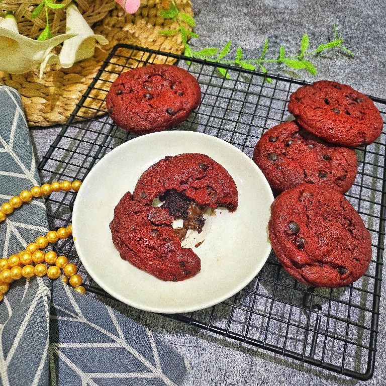 Resep Red Velvet Melt Cookies Sederhana Rumahan di Yummy App