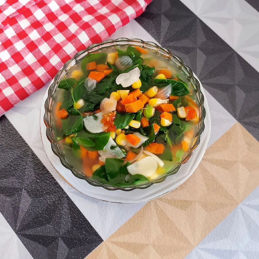 Resep Sayur Bening Daun Katuk Sederhana Rumahan di Yummy App