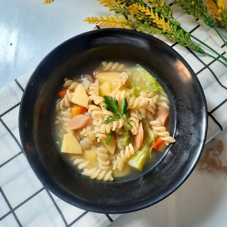 Resep Sup Sehat Pasta Fusili Sederhana Rumahan di Yummy App