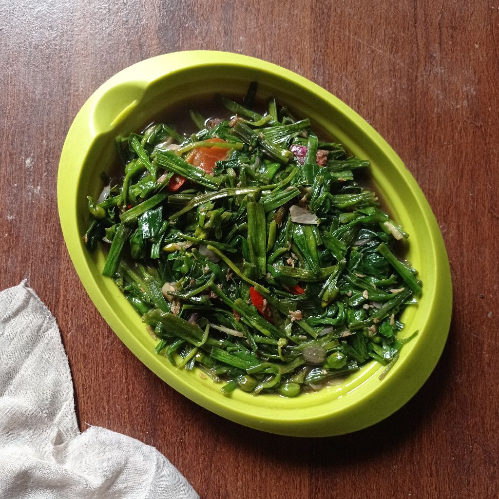 Resep Cah Genjer Saus Tiram Sederhana Rumahan di Yummy App