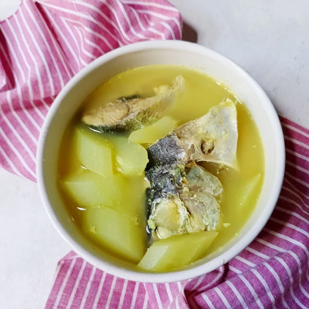 Resep Ikan Selar Kuah Timun Sederhana Rumahan Di Yummy App