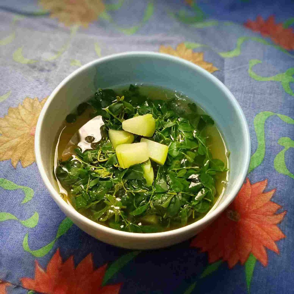 Resep Bening Labu Siam Daun Kelor Sederhana Rumahan di Yummy App