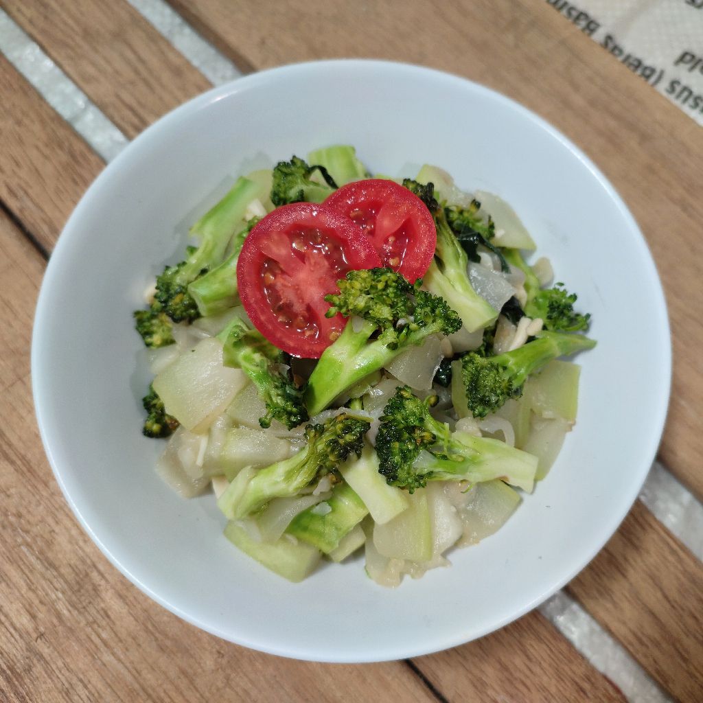 Resep Tumis Brokoli Labu Putih Sederhana Rumahan di Yummy App