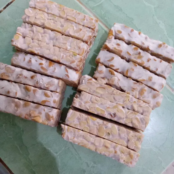 Resep Tempe Goreng Ungkep Kaldu Ayam Sederhana Rumahan di Yummy App